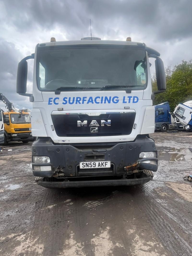 Rigid Trucks | RH Wilson Commercials